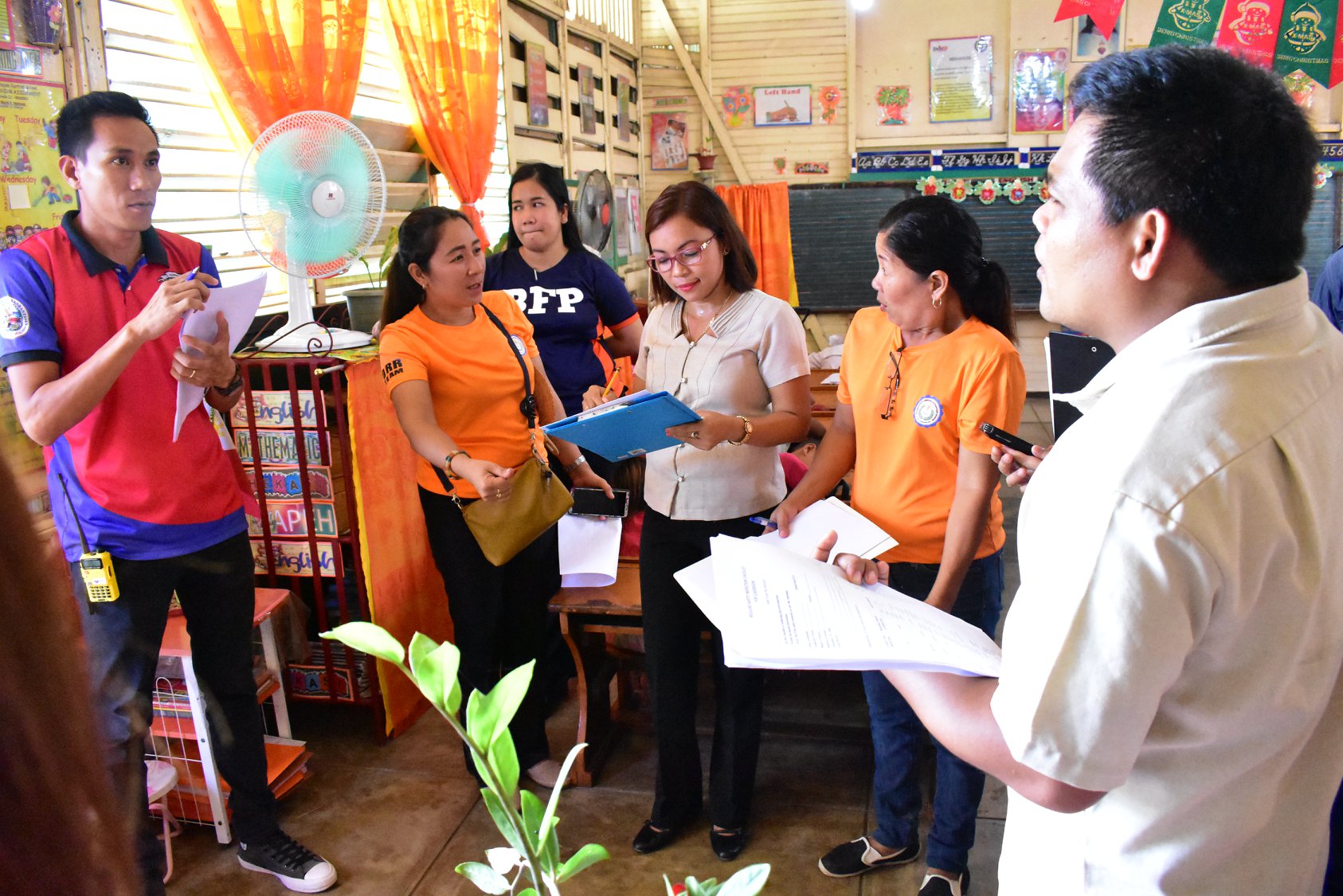 School Safety inspection in Daanbantayan [Philippines] : SEEDS Asia ...